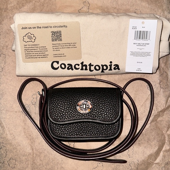 Coach | Bags | Coach Coachtopia Wavy Crossbody Wallet Bag In Black ...